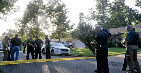 Tulsa Police Axe Wielding Man Fatally Shot By Two Officers In West Tulsa