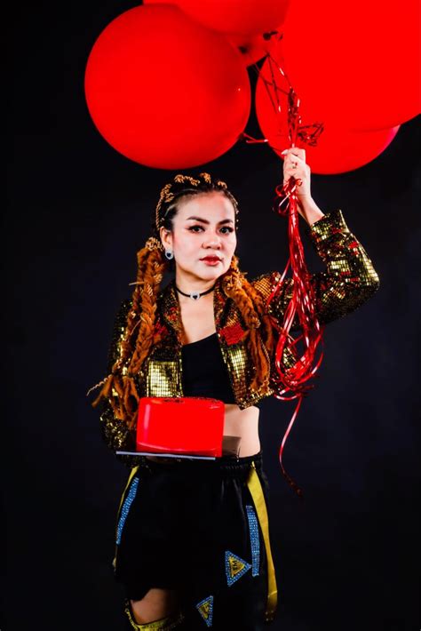 √ មានការគាំទ្រឱ្យតារាពហុជំនាញ ខាត់ សុឃីម ក្លាយជាប្រធានសមាគមសិល្បៈអណត្តិថ្មីក្រោមហេតុផលទាំងនេះ