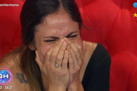 Gran Hermano Romina se quebró al ver un video de sus hijas Elintra ar
