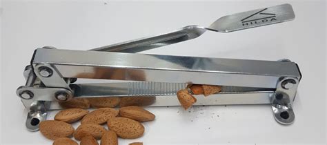 فروشگاه هیلدا تولیدکننده بادام شکن چند کاره رومیزی