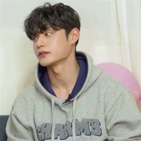 키키 On Twitter 이 날 유독 초초초훈남복슬강아띠 Gbkfyiuxjk Twitter