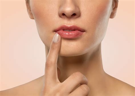 How To Make Your Lips Look Bigger With Makeup 2024 Guide