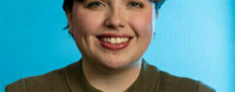 Jada Davis Discusses Transitioning Into Esteem With A Non Stem Background And Her Capstone