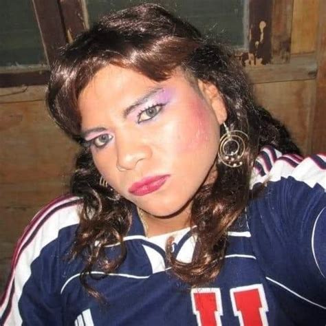 Cyn Thia Daniels Threads Say More