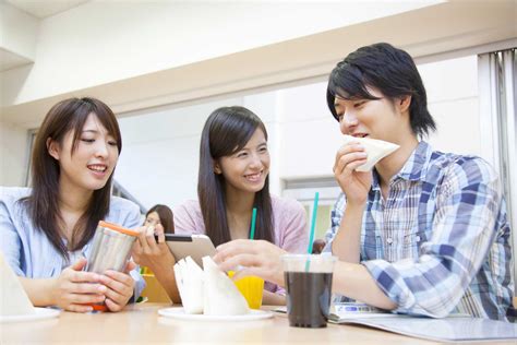 相手の食べ残しが気になったときが大切だ。 日々の食事をおいしく食べる30の方法 Happy Lifestyle
