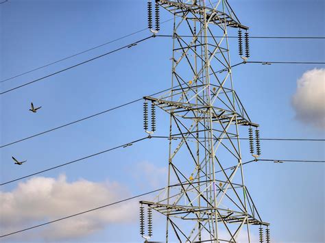 Massagewereld In Eindhoven Overvallen Politie Zoekt Verdachte In