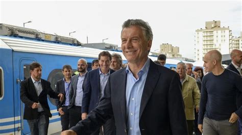 Mauricio Macri Llegó A Madrid E Inició Su última Gira Internacional