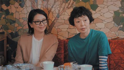 （写真）小泉今日子＆小林聡美、出会いから40年 「嘘がない」「天才」“ふたり”を結ぶ心地よい信頼関係 ドラマ インタビュー ｜クランクイン！