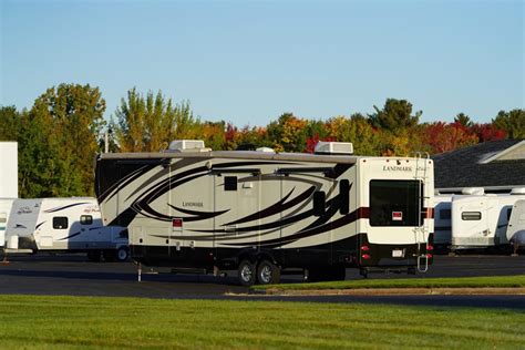 What Size Rv Should I Consider Wheelers Rv And Boat Storage