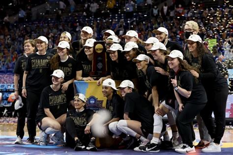 Stanford Holds Off Arizona For Ncaa Womens Basketball Championship