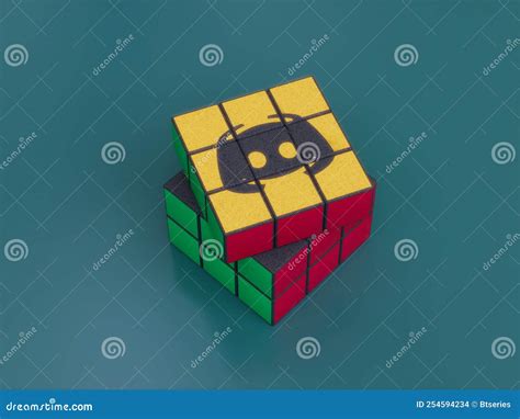 Discord Social Media Rubiks Cube Puzzle Solve Logic Game Difficult 3d