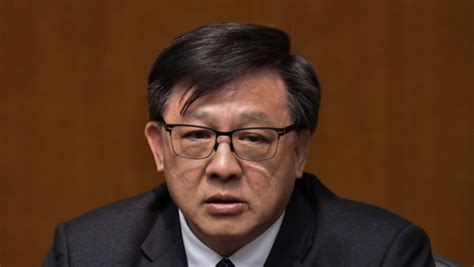 何君堯倡設組合拳改善的士司機待遇 落旗加至40元 最低工資有呢個數 星島日報