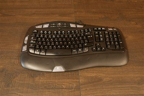 Logitech Wave Keyboard Refurbished Inbit