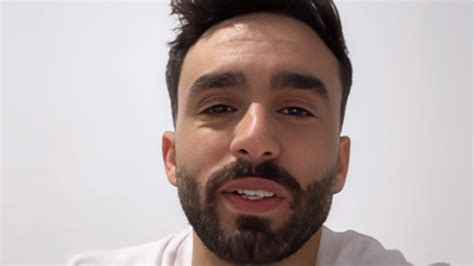 אחרי ששבר שתיקה מושיקו מור נראה לראשונה מאז הפרשה Tmi