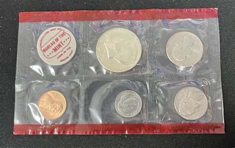 1970 Denver Mint Set Property Room