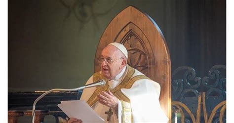 Папа Франциск е бил с омофор от България на последната си изява вчера