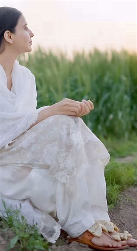 Nimrat Khairas Feet