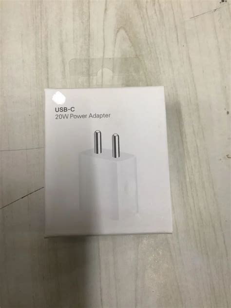 24a Apple 20w Usb C Power Adapter At ₹ 105piece In New Delhi Id