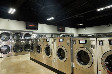 Speed Queen Laundry Franchise Exec Talks About The Trend Toward Larger Laundromats Na Speed