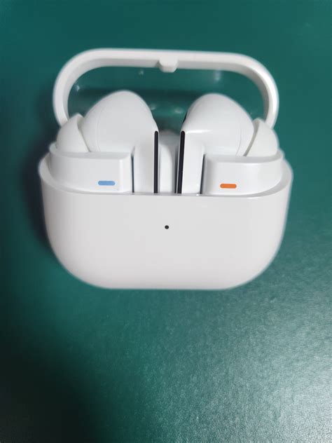 버즈3프로 흰색 양품 디지털 컴퓨터폰it 에펨코리아