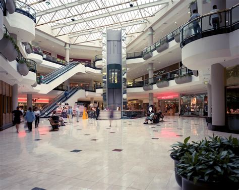 Sherman Oaks Galleria Los Angeles Ca Radically Retro