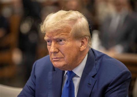 Special Counsel Says Trump Seeking Carnival Atmosphere At 2020