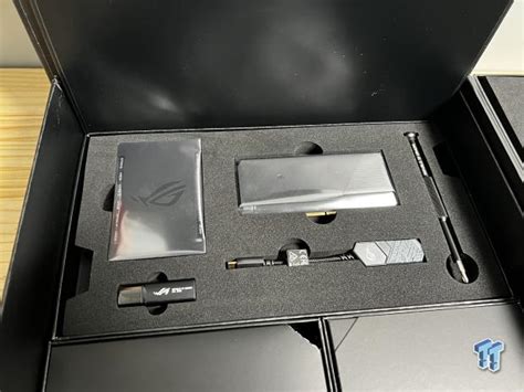 ASUS ROG Z Maximus Extreme Glacial Motherboard Review