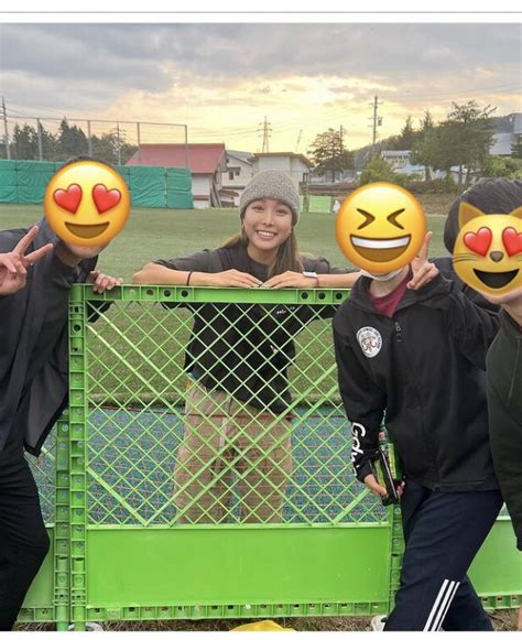 ちーちゃん On Twitter 長男が所属する体育会スキー部ジャンプ部門が飯山の大会に出場し、高梨沙羅選手、小林陵侑選手と記念撮影してき