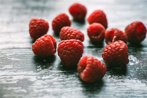 11 Best Substitutes For Pomegranate Seeds
