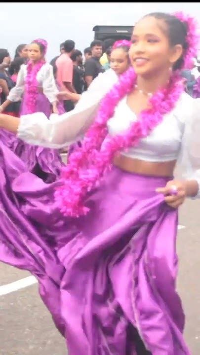 සීනිගම පෙරහැර ☺️ සීනිගමපෙරහර Seenigamaperahara Youtube