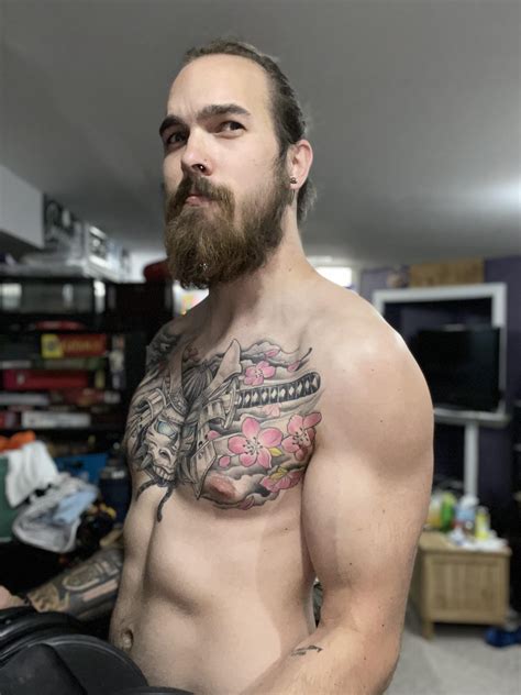 What Caught Your Eye First Rhotguysworkingout