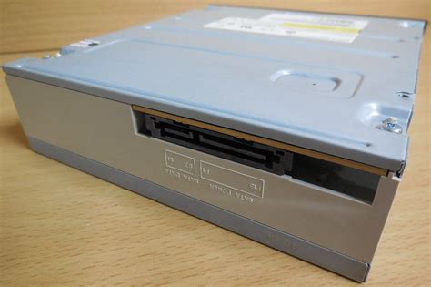 Philips LiteON IHAS124 04 DU Super Multi DVD Brenner SATA Schwarz L41