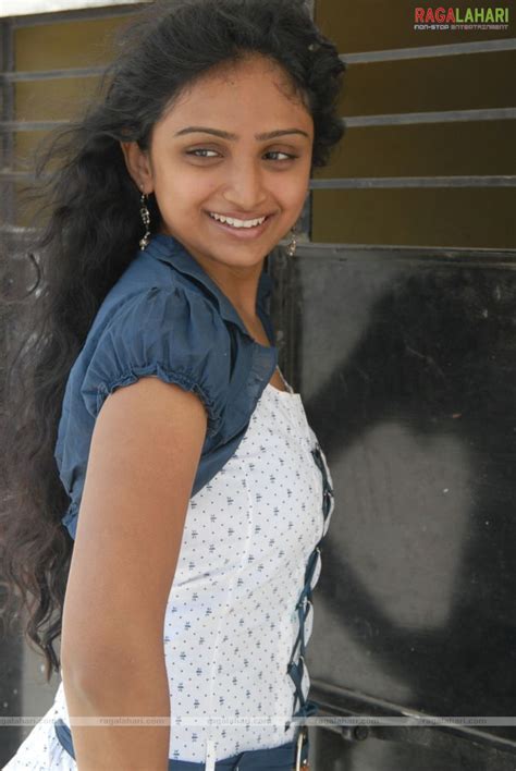 Actress 4 U Waheeda Album