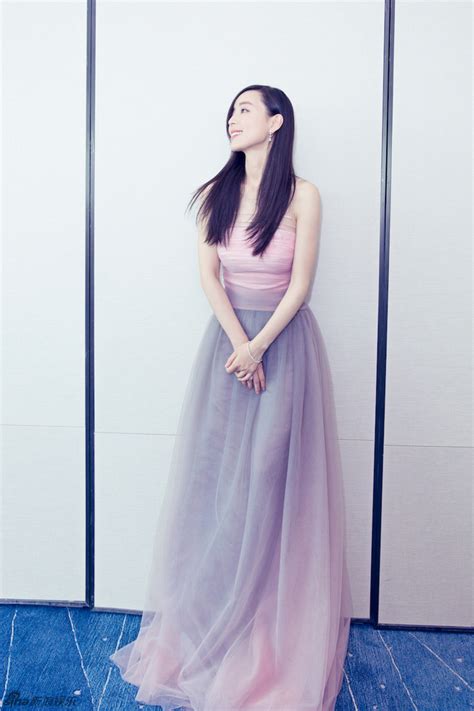 张静初性感薄纱胸器逼人 身材凹凸似仙女新浪图片