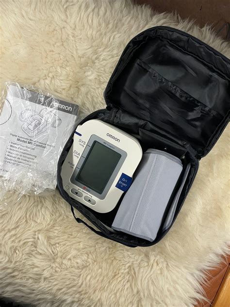 Omron Blodtrycksmätare M6 Comfort | Köp på Tradera (610610201)