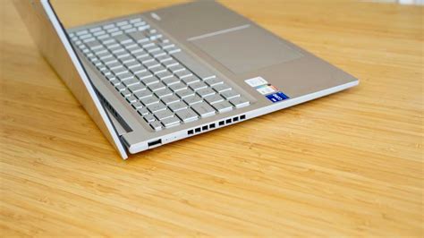 Asus Vivobook 16 Review: Big but a Bit Dim - Tech Advisor