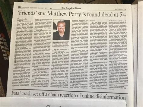 Mavin Los Angeles Times Oct 29 2023 Matthew Perry Friends Star