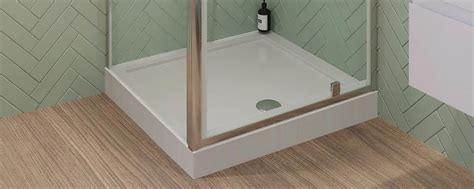 Luxura Pivot Shower Enclosure 700 X 900mm With Raised Tray And Waste 6mm