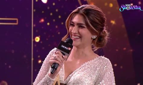 Kriti Sanon Wins Best Actress Popular Choice For Mimi At News18