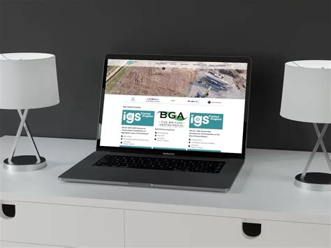 Bespoke Software Solutions Developyn