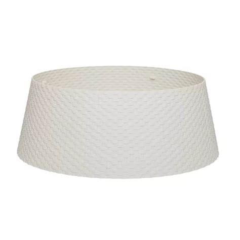 Everything You Need To Know About Christmas Tree Collars