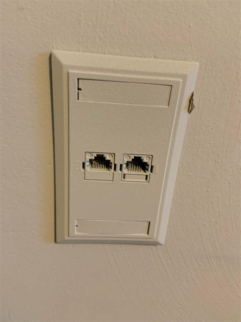 Anyone Know How To Use This My Apartment Has One Of These In Every