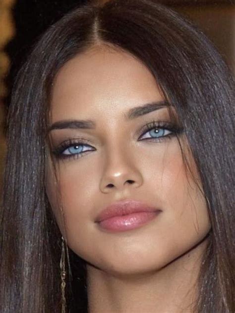 Adriana Lima Eyes Adriana Lima Makeup Adriana Lima Style Hoco Makeup