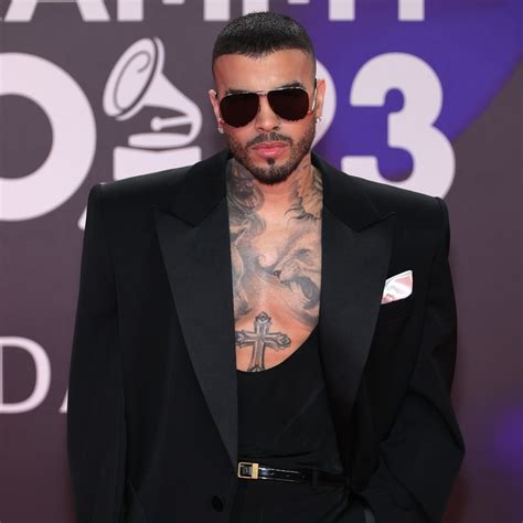 Rauw Alejandro dejó ver su nuevo tatuaje tras la MET Gala que esconde
