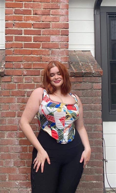 Euphoria Star Barbie Ferreira In A Miaou Campbell Corset The Nines