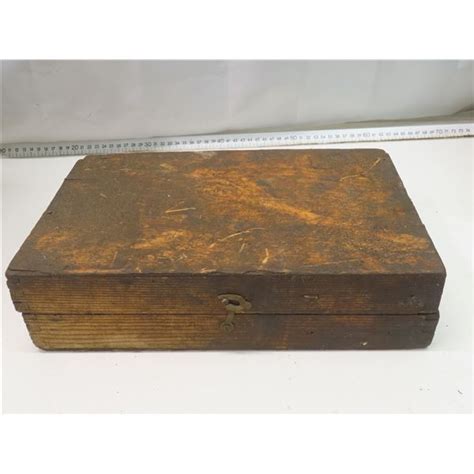 Wooden Beaver Chisel Set In Box