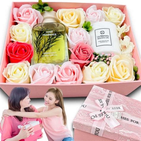 Flower Box kwiaty mydlane ŚWIECA w pudełku PREZENT Dzień mamy Zestaw