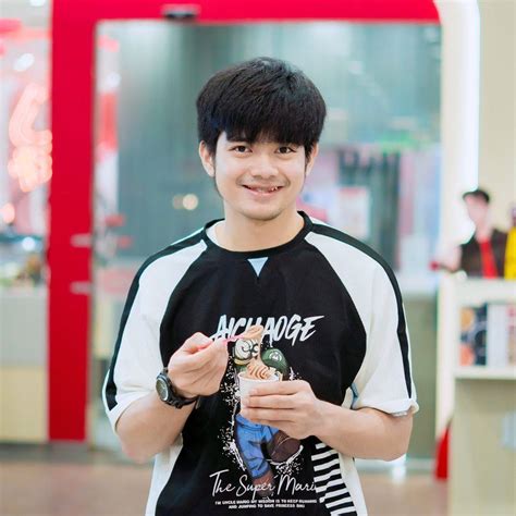 အမ် ထင်နဖ