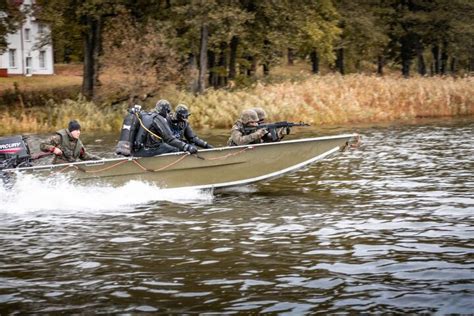 Potd Polish Divers With Rubber Aks