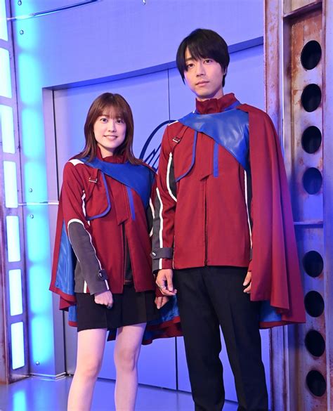 枝見鏡花 仮面ライダー図鑑 東映